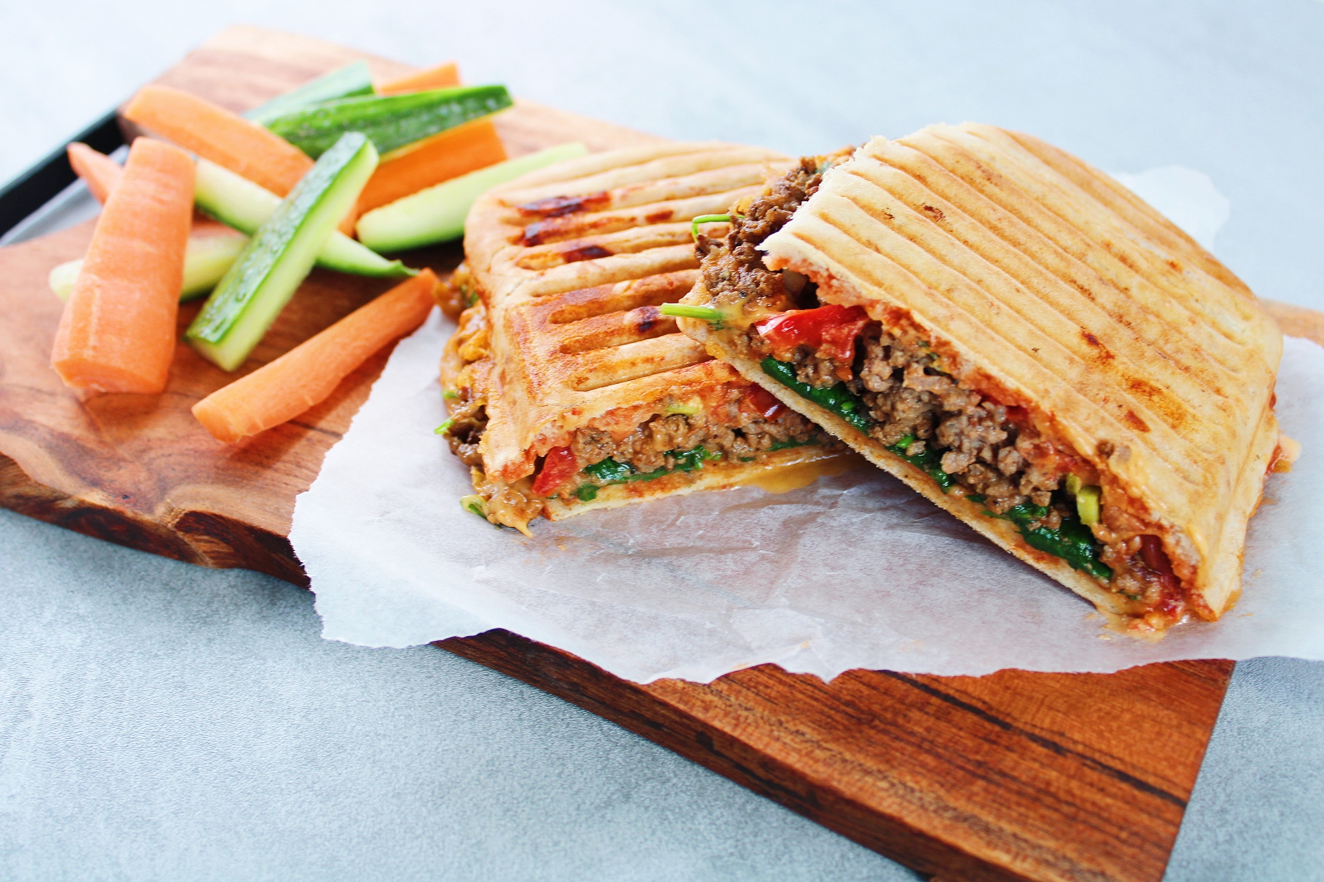 Panini ala cheeseburger - Sund på budget